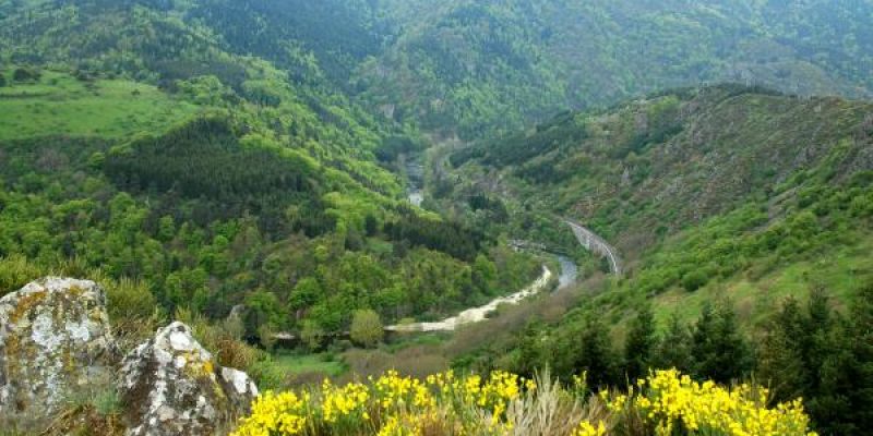 Week-end nature et sensations au cœur des Gorges de l'Allier - 52 Weekends